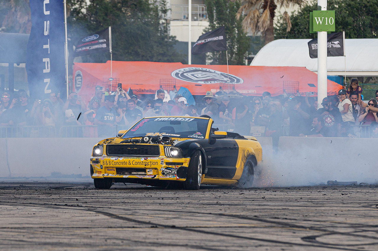 Pro Burnout Cars Bring The Smoke To Mustang Week Texas 2026